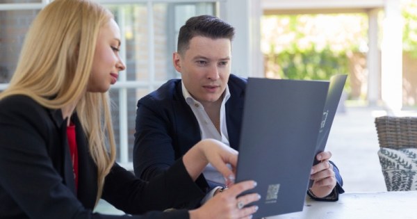 Why Image Localization Matters in Global Marketing – Crextio.com